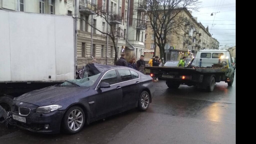 Çekici hizmeti Evakuator, Saint‑Petersburg, foto