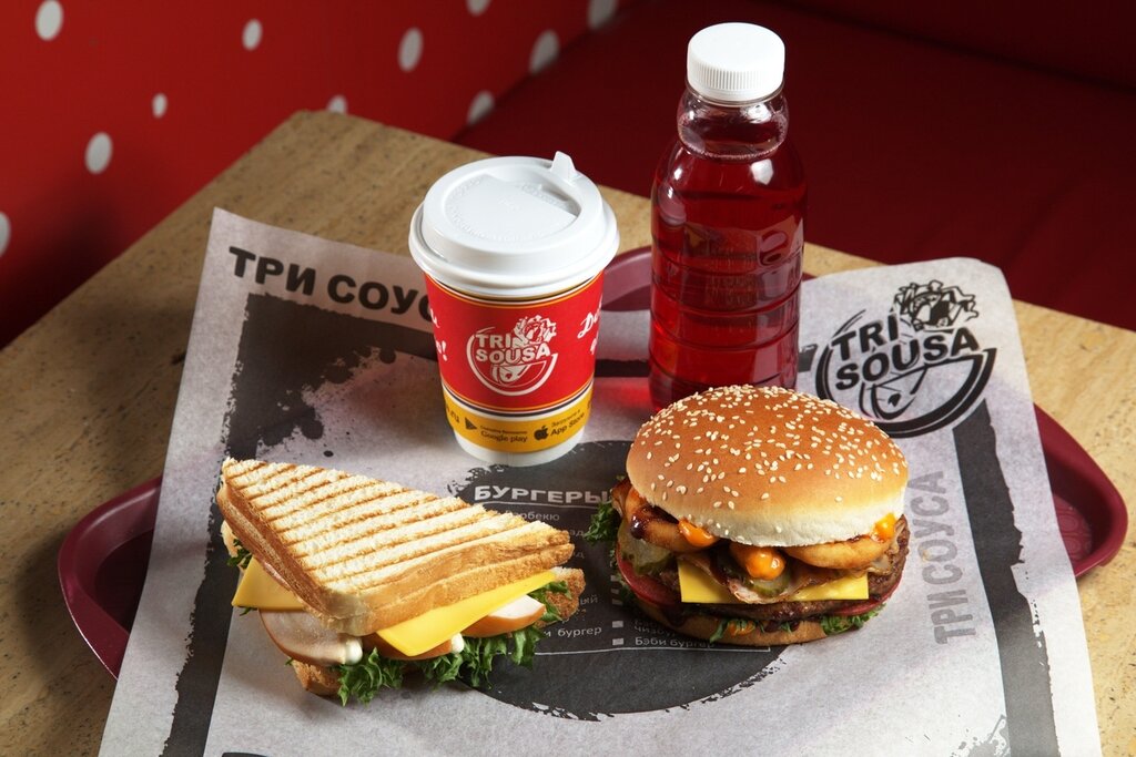 Fast food Tri sousa, Murmansk, foto