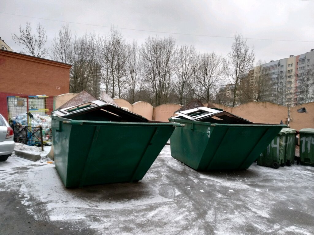 Çöp hizmetleri Точка сбора мусора, Saint‑Petersburg, foto