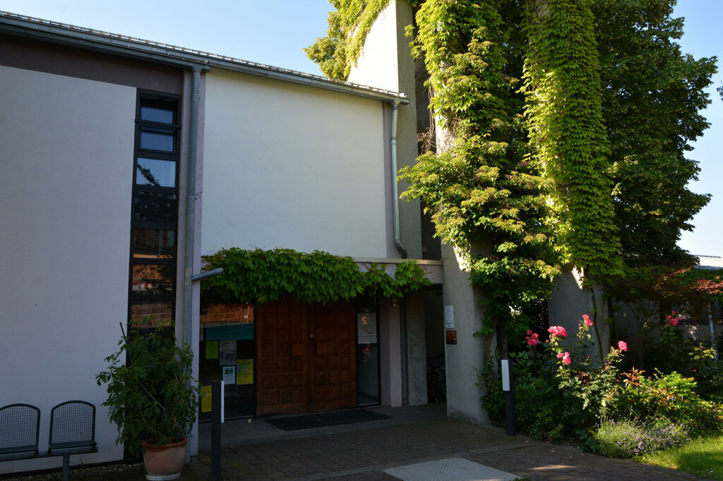 Dini dernekler Evangelische Kirche Oestrich-Winkel - Evangelische Kirchengemeinde Oestrich-Winkel, Hesse, foto