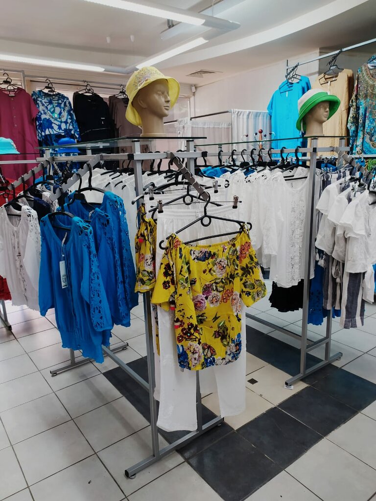 Giyim mağazası Posezony, Krasnodar, foto