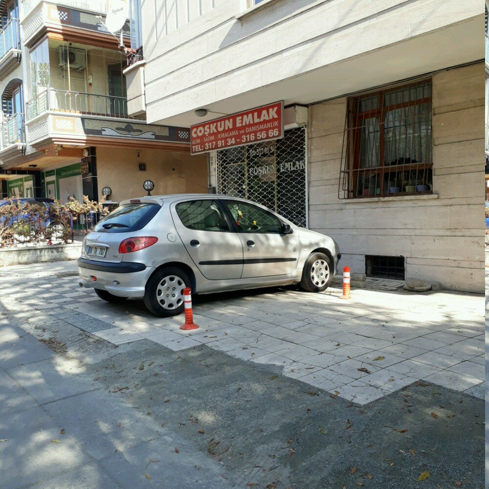 Emlak ofisi Coşkun Gayrimenkul, Ankara, foto