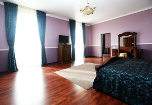 Hotel Kalipso (prospekt Aiaaira No:250), otel  Suhum'dan