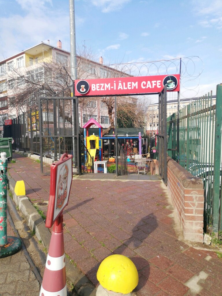 Parklar ve ormanlar Bezmiâlem Park Cafe, İstanbul, foto