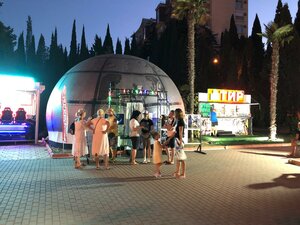 Planetaryum Киносфера 360, Aluşta, foto