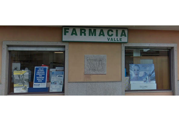 Eczaneler Farmacia Valle, Sardunya, foto