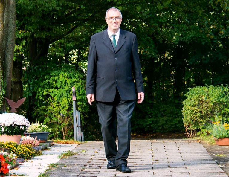 Cenaze hizmetleri Ignatia Bestattungsdienst, Baden‑Wurttemberg, foto