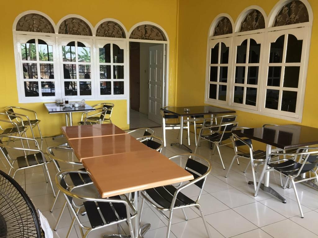 Otel Oyo 2255 Hotel Triantama, Palembang, foto