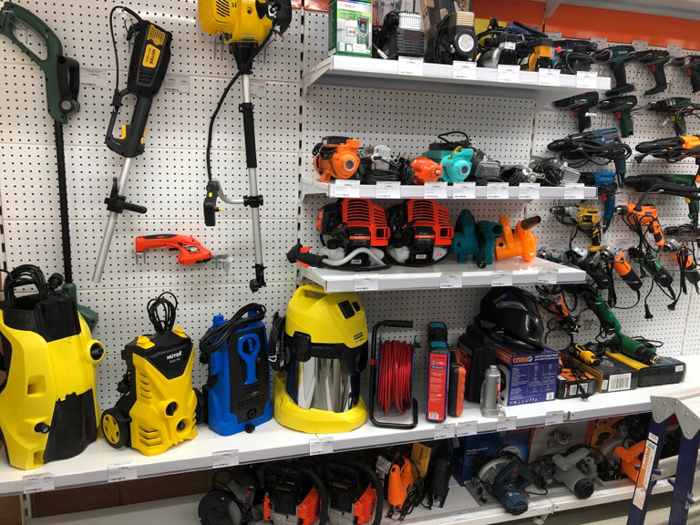 Bilgisayar mağazaları DNS, Arhangelskaya oblastı, foto