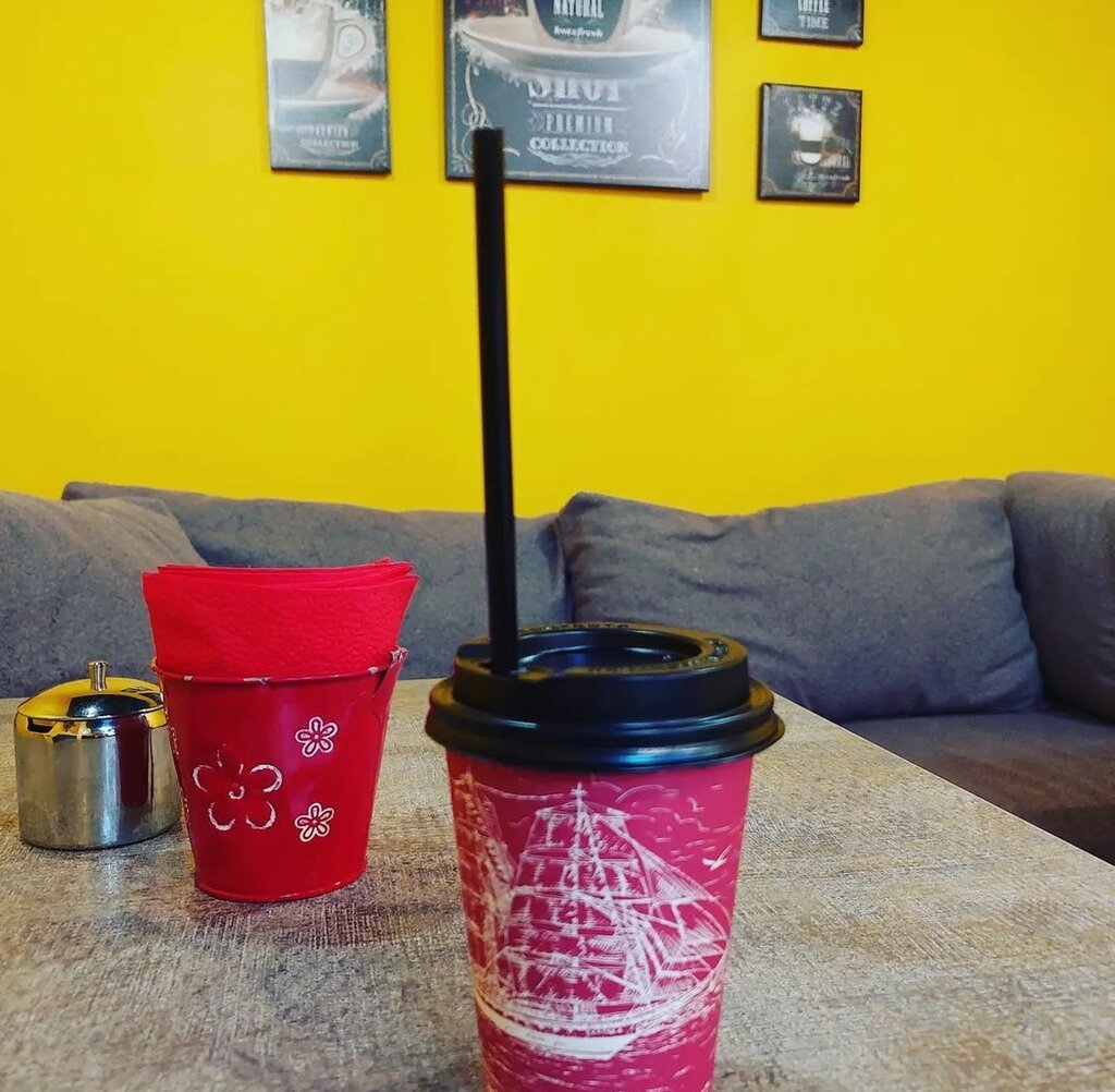 Kahve dükkanları Кофейня № 1, Artem, foto