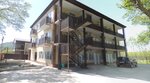 Светлана (Pogranichnaya ulitsa No:10, selo Yuzhnaya Ozereyevka), otel  Krasnodarski krayından