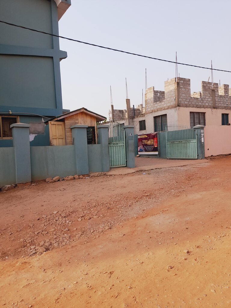 Protestan kilisesi Church Of Pentecost, Madina Central Assembly, Dünya, foto