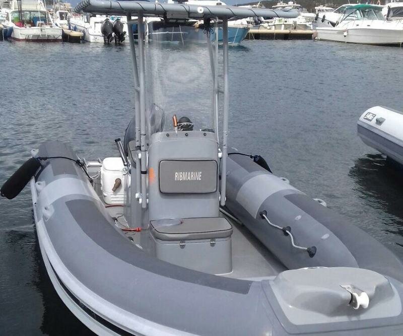 Karavan Gommoni Ribmarine, Sardunya, foto
