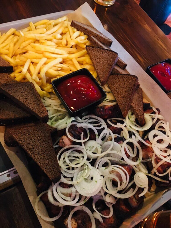 Bira dükkanı Пивпаff, Liubertsy, foto