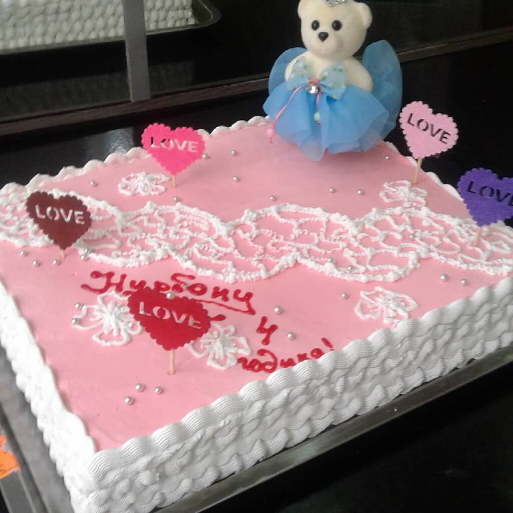 Pasta, şekerleme ve tatlı Shirin. Home Bakery, Suğd (Sogd) ili, foto