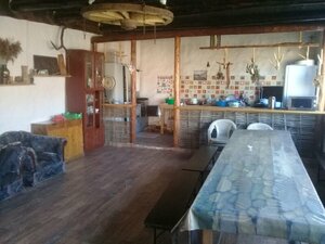 Honh (Republic of Severnaya Ossetia-Alania, Irafsky District, selo Kamata), otel  Kuzey Osetya‑Alanya'dan