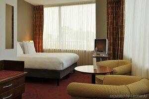 Crown Hotel Eindhoven Centre (Vestdijk No:14), otel  Eindhoven'den