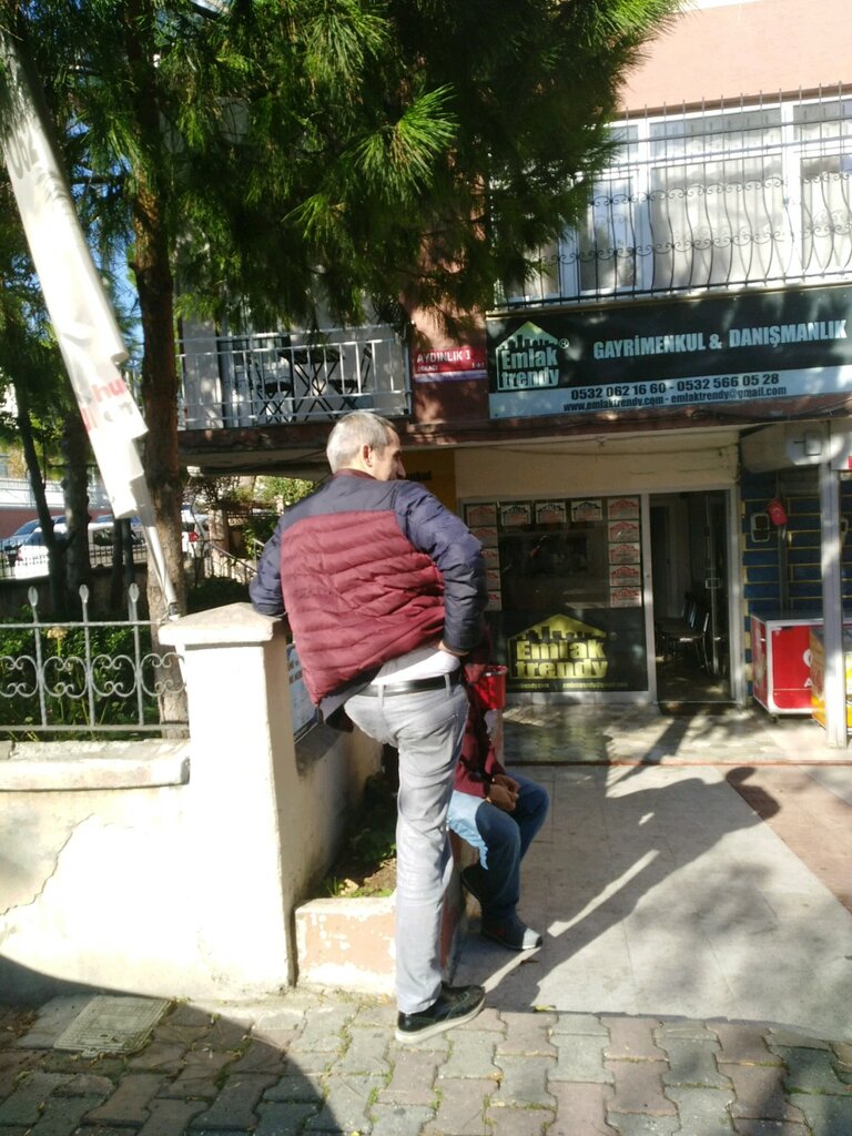 Emlak ofisi Emlak Trendy, İstanbul, foto