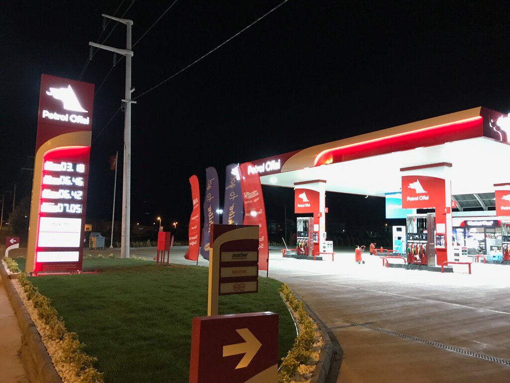 Benzin istasyonu Petrol Ofisi Aydeniz Petrol A.Ş., Bergama, foto