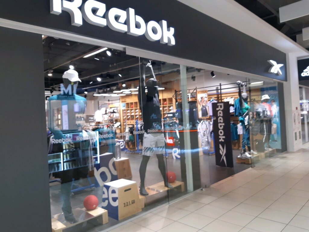 Spor giyim ve ayakkabı Reebok, Minsk, foto