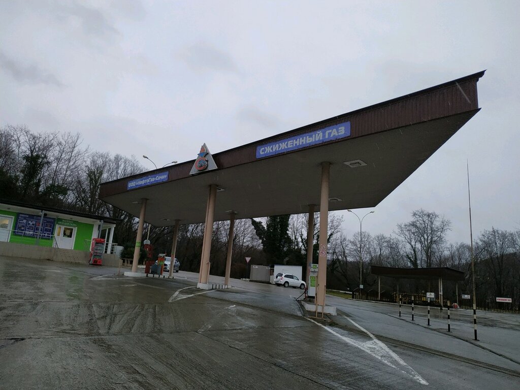 Benzin istasyonu SochiNefteGaz, Soçi, foto