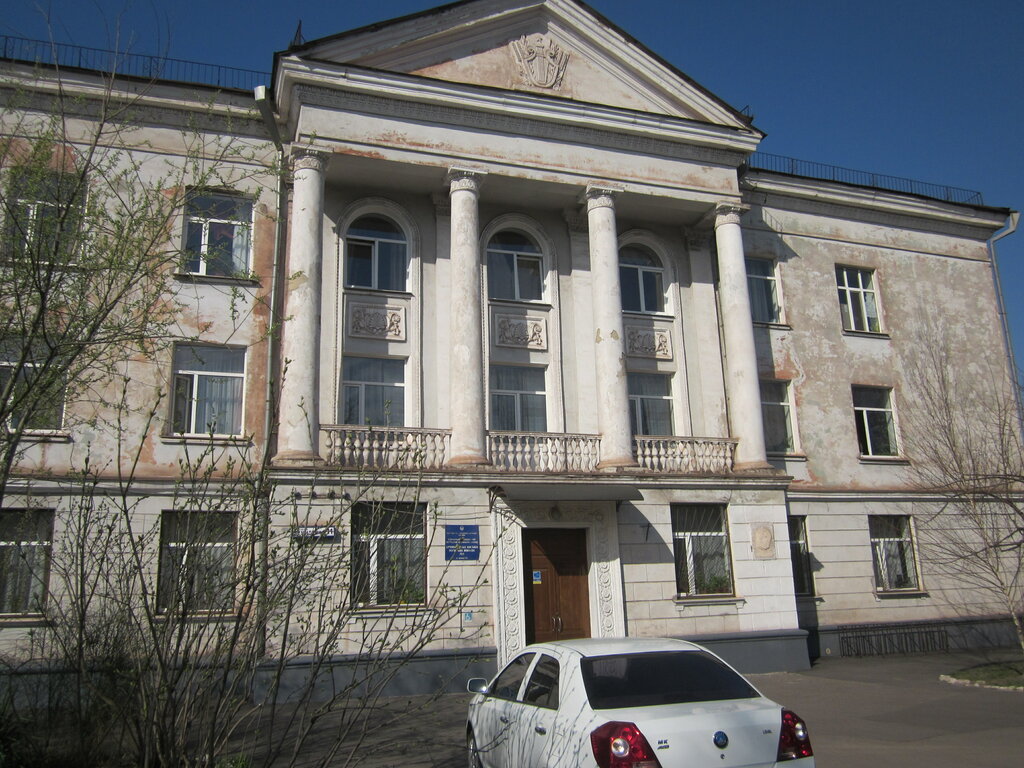 Müzik okulları ve konservatuarlar Muzykalnaya shkola № 3, Krivoi Rog, foto