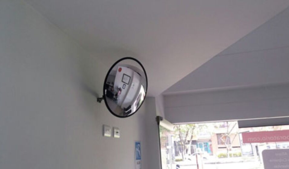 Zabıta Concavos Y Convexos Evans, Medellin, foto