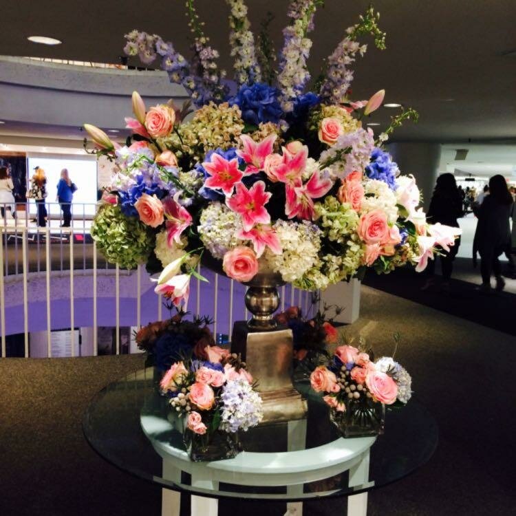 Yapay çam ağaçları ve süsleri Blossom Designs, Tennessee Eyaleti, foto