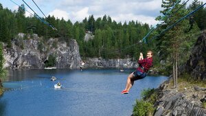 Zip-line (Republic of Karelia, Sortavalskiy munitsipalny okrug, posyolok Ruskeala, park Ruskeala), atraksiyon  Karelya Cumhuriyeti'nden
