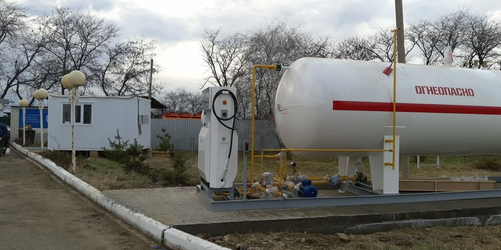 Benzin istasyonu Gas Station, Krasnodarski krayı, foto