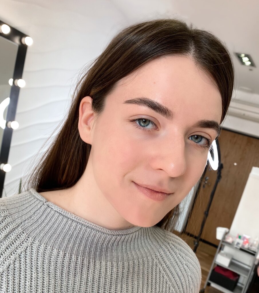 Kaş ve kirpik salonu Mirror Of Soul, Moskova, foto