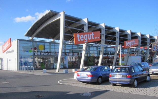 Süpermarket Tegut... gute Lebensmittel, Hesse, foto
