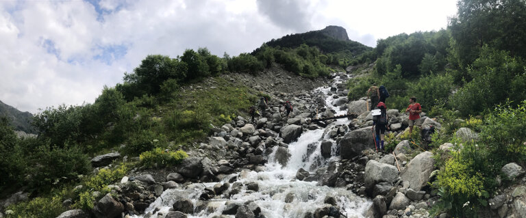 Dağ zirvesi Уилпата, Kuzey Osetya‑Alanya, foto