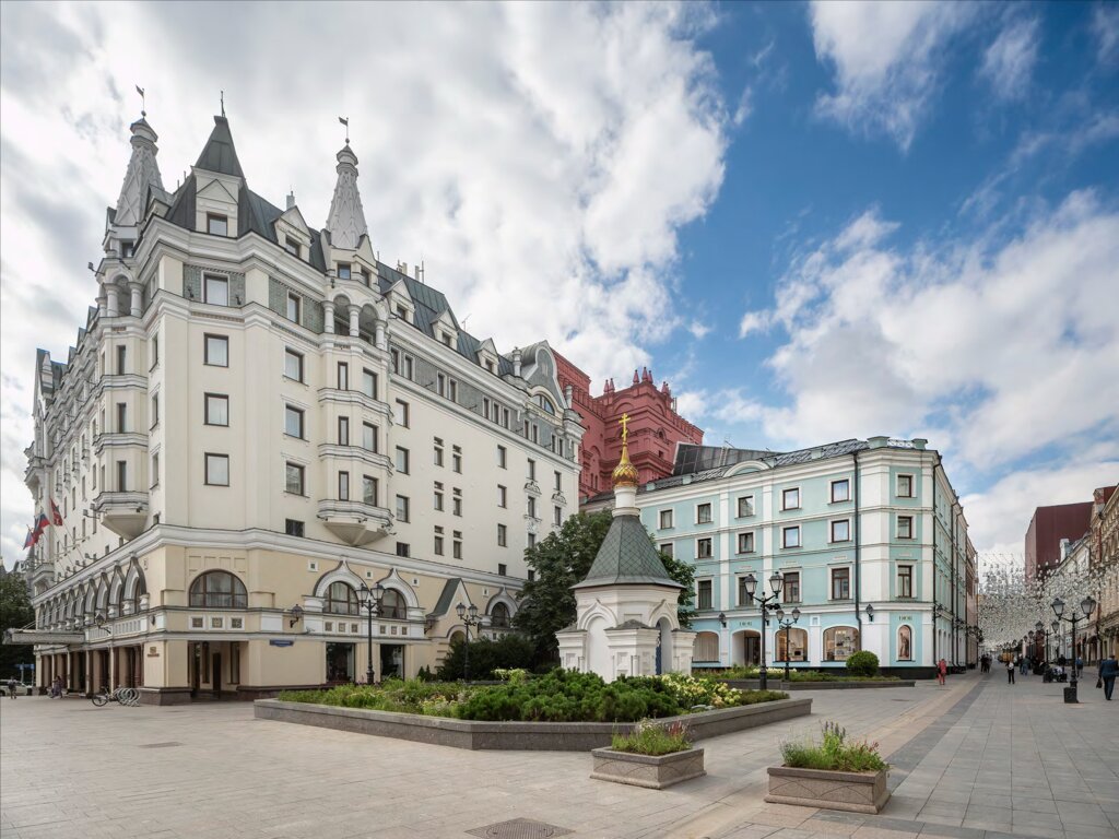 Giyim mağazası Christian Dior, Moskova, foto