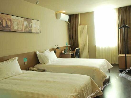 Otel JinJiang Inn Minziqian Road, Jinan, foto