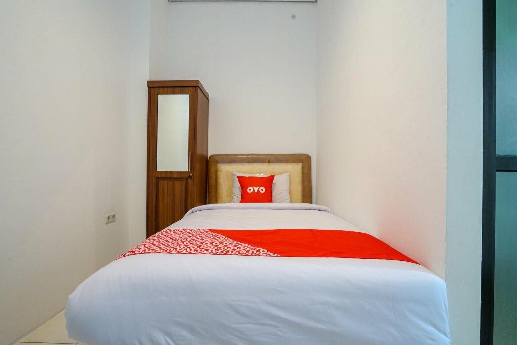 Otel Oyo 2067 Fedith Kost Syariah, Palembang, foto