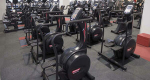 コナミスポーツクラブ 札幌 (Hokkaido Prefecture, Ishikari Subprefecture, Sapporo, Chuo Ward), fitness kulüpleri  Sapporo'dan