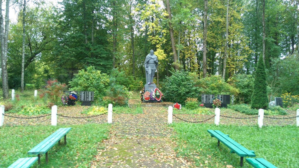 Anıt, heykel Воинский мемориал, Pskovskaya oblastı, foto