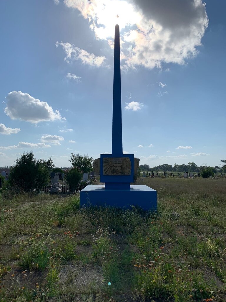 Ünlü kişilerin mezarları Могила старшего лейтенанта А.Г. Андреева, Kırım Cumhuriyeti, foto