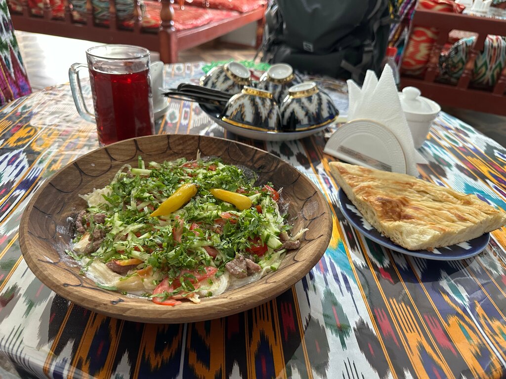 Kafe Курутобная, Kânibâdâm, foto