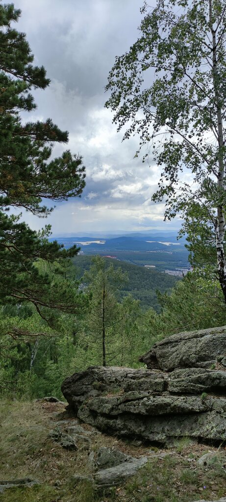 Dağ zirvesi Малковский перевал, Çeliabinskaya oblastı, foto