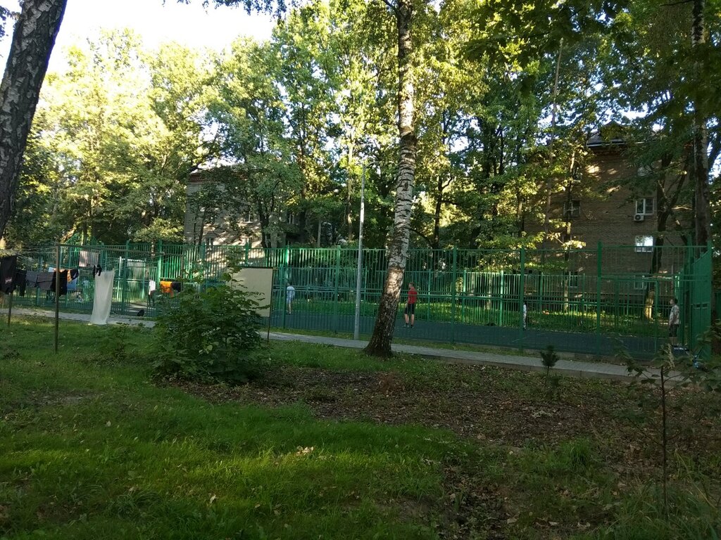 Spor alanı Sports ground, Balaşiha, foto