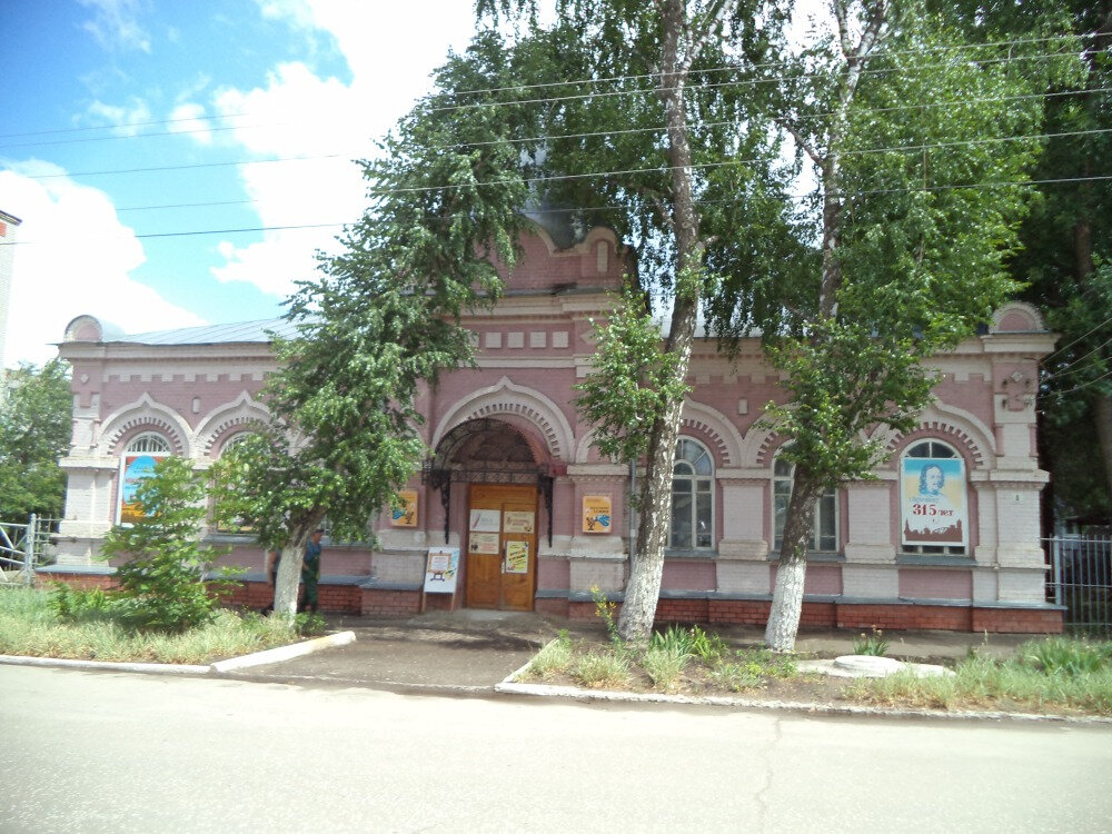 Müzeler ve sanat galerileri Художественная галерея, Petrovsk, foto