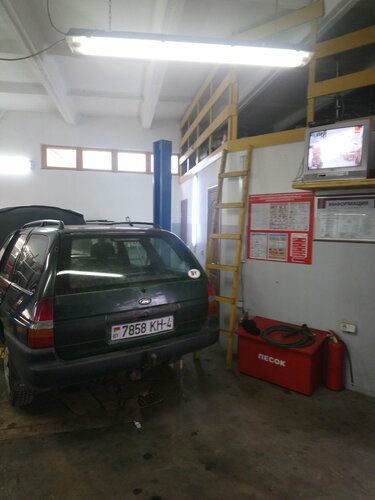 Otomobil servisi Автосервис, Beriozovka, foto