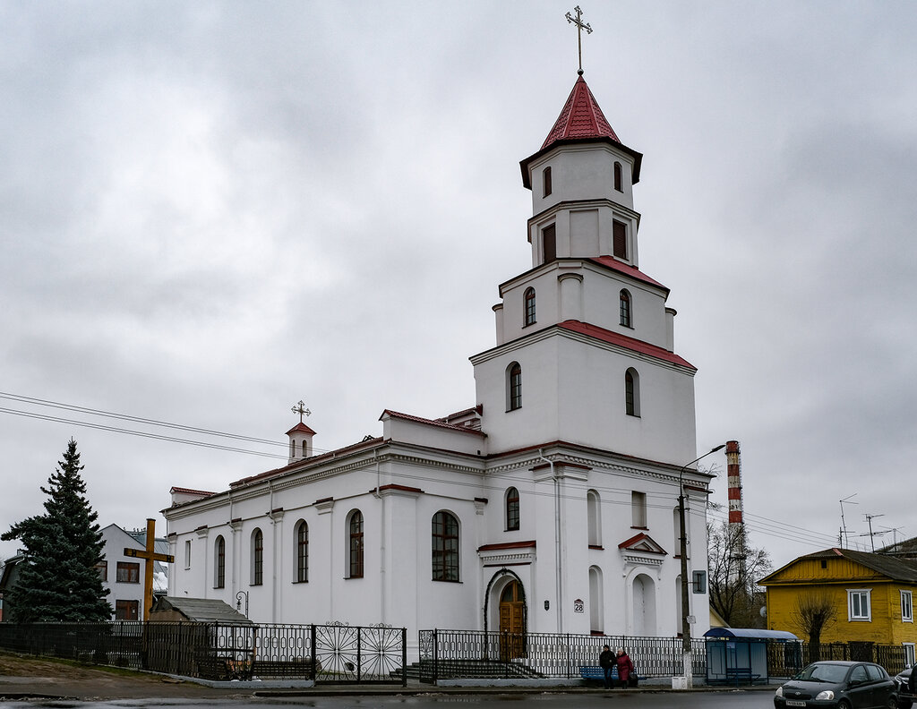 Katolik kiliseleri Kostel Rozhdeniya Devy Marii, Borisov, foto