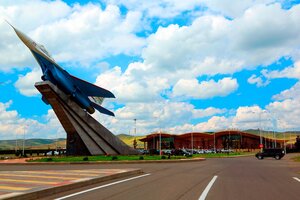 Истребитель МиГ-29 (Republic of Ingushetia, 26A-013), anıt, heykel  İnguşetya'dan