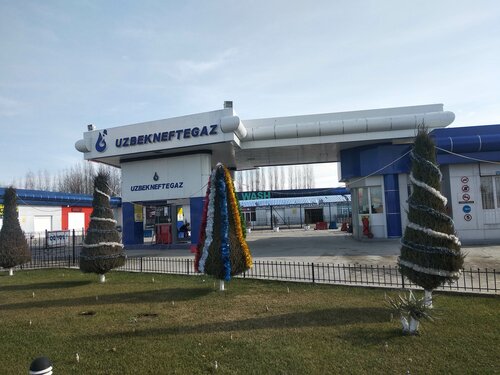 Benzin istasyonu Carvon, Şehrisebz, foto