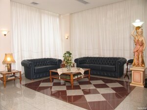 Kiridis Hotel (Eastern Macedonia and Thrace, Komotini Station), otel  Gümülcine'den (Komotini'den)