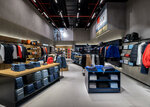 Calvin Klein Jeans (Via Caduti di Marzabotto No:20), giyim mağazası  Rimini'den