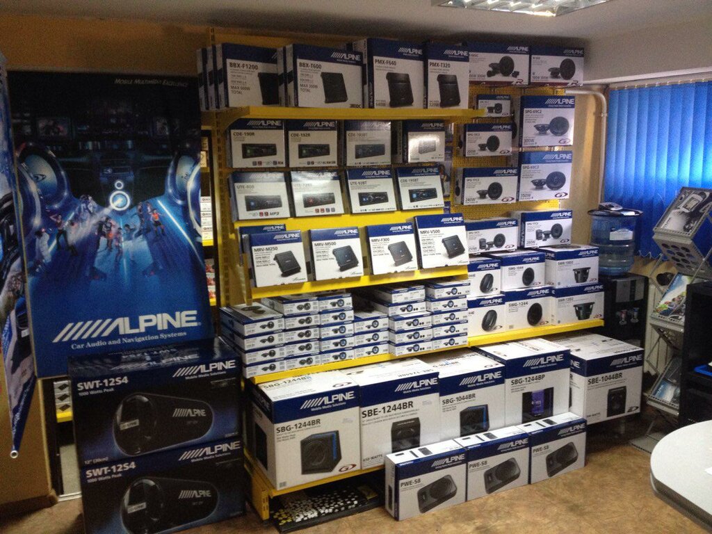 Oto ses sistemleri Alpine, Minsk, foto